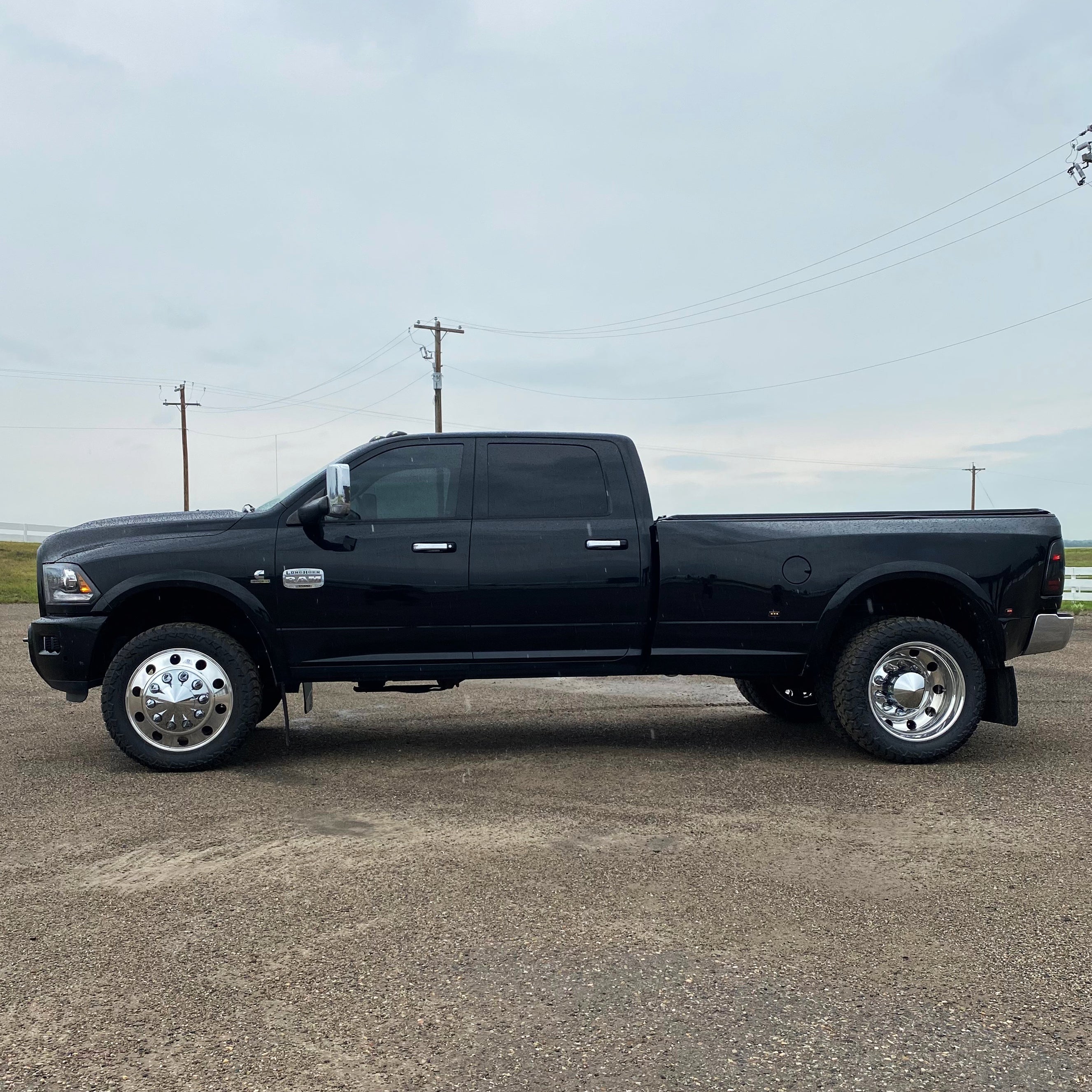 22"/22.5" Alcoa Polished Dually Wheels — Dually Wheels Canada